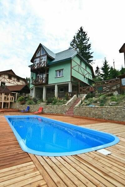 Otel 12 Mesyatsev - May, Lvivska oblastı, foto