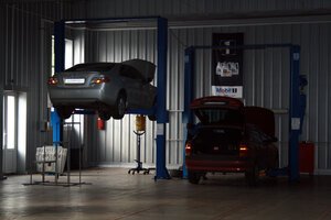 Bosh Avto Service (Peredova Street No:675, Dnipro), otomobil servisi  Dnepropetrovsk'tan