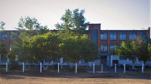 Ortaokul Kemenger Secondary School, Pavlodar eyaleti, foto