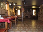 Kafe-restoran Sery Cardinal (1-y Krasnoarmeyskiy pereulok No:1), kafe  Bratsk'tan