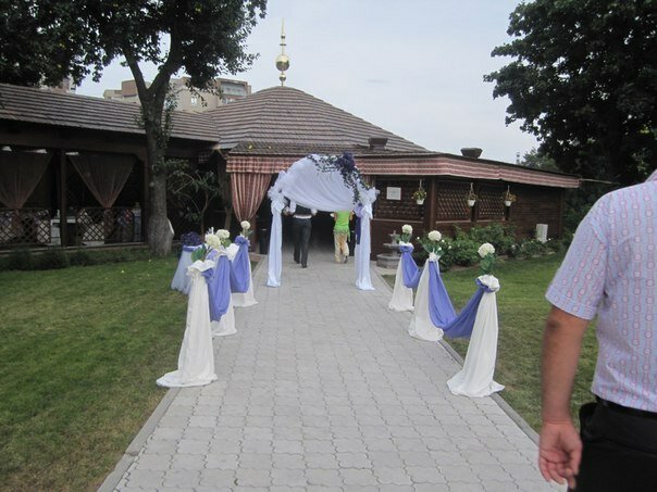 Restoran Restoran Vostochny Dvor, Çerkassi, foto