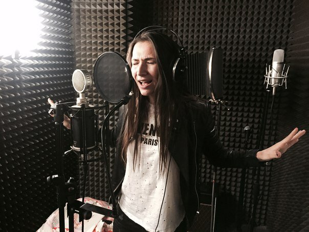 Ses kayıt stüdyoları Zapisat-Pesnyu. Rf, Moskova, foto