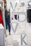Fasion store Vovk (prospekt Marshala Zhukova No:2), giyim mağazası  Odesa'dan