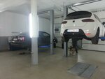Aem Motors (Velyka Okruzhna Street No:12А), otomobil servisi  Kiev'den
