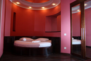 Niagara (Днепросталевская улица No:11, Днепр), otel  Dnepropetrovsk'tan