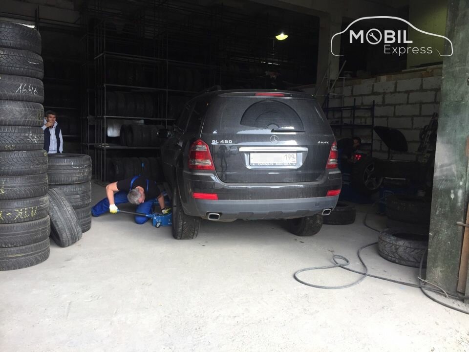 Jant ve lastikçiler Mobex, Moskova, foto