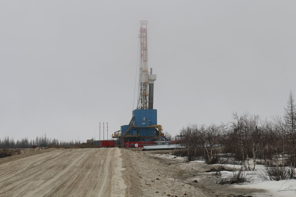 Petrol ve gaz firması SeverBurKontrol, Novy Urengoy, foto