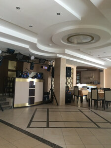 Vstrecha (Sadovaya ulitsa No:14, Kurchatov), kafe  Kurçatov'dan