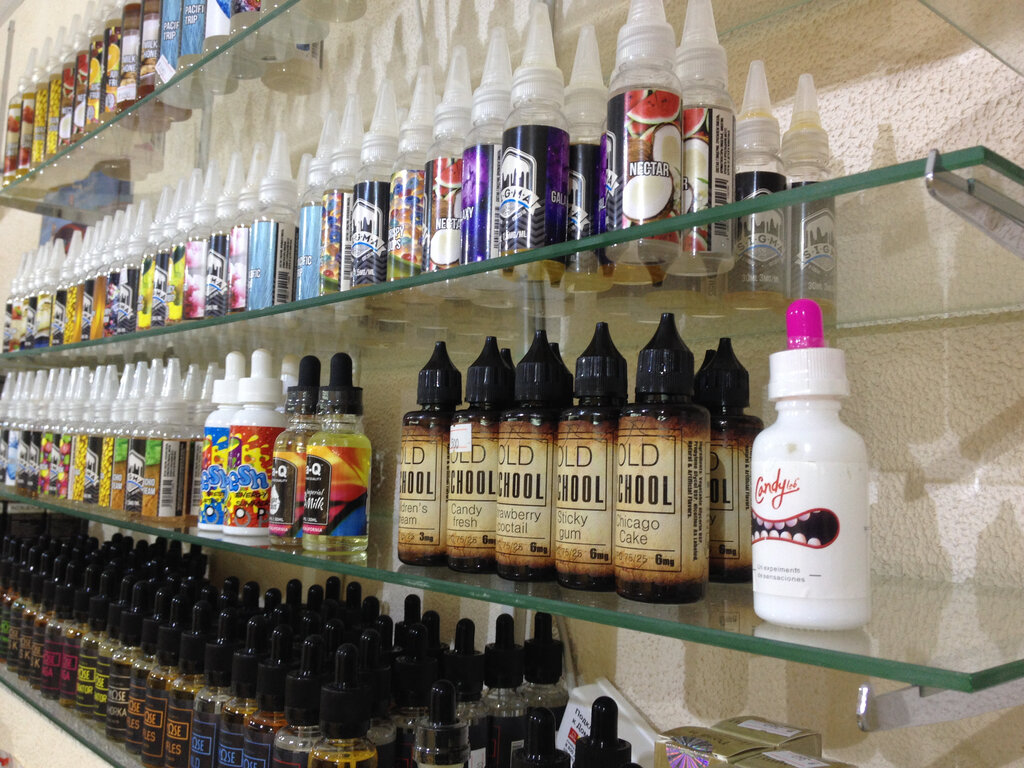 Elektronik sigara satış noktaları Magazin elektronnykh sigaret RBL Vape, Saint‑Petersburg, foto