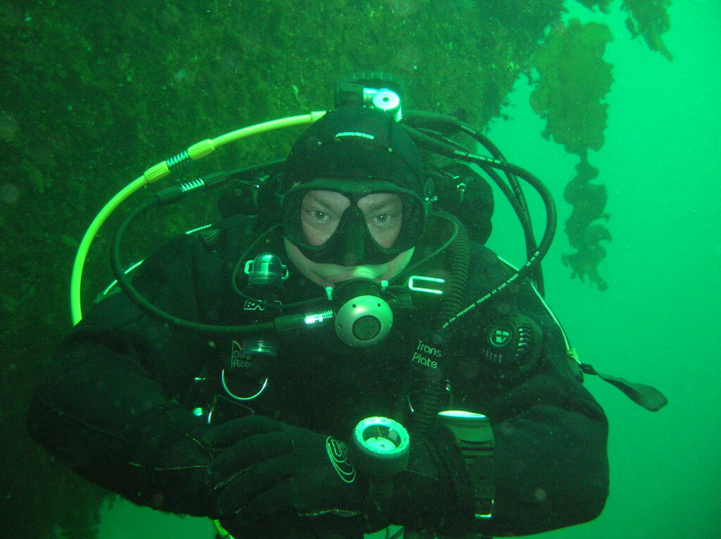 Dalış kulüpleri ve eğitim merkezleri Dayving klub Morskoy okhotnik, Murmanskaya oblastı, foto