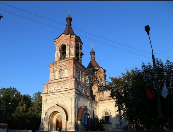 Ortodoks kiliseleri Khram SV. VMTs. Yekateriny, Luga, foto