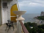 Sea&Sky Arcadia Apartment (vulytsia Haharinske Plato No:5Ак2), kısa süreli konaklama  Odesa'dan