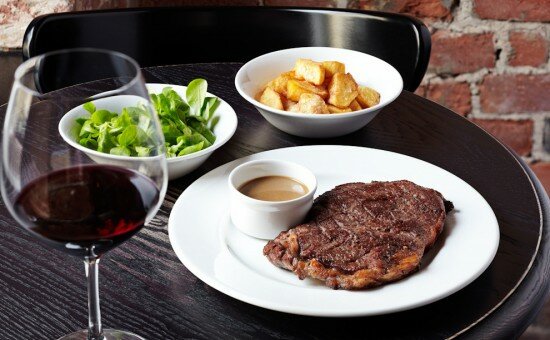 Bar Гаврош, Moskova, foto