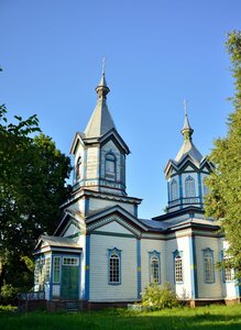 Церква Різдва Пресвятої Богородиці (Chernivetskyi raion, Storozhynets, Chernivetska vulytsia), protestan kilisesi  Storozhinets'ten