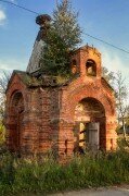 Şapel, haç anıtı Часовня, Vologodskaya oblastı, foto
