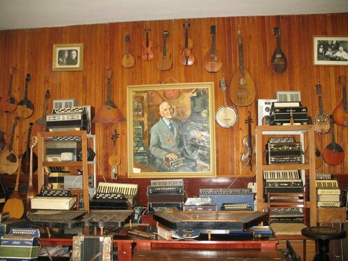 Müzeler ve sanat galerileri Muzey muzykalnykh instrumentov Ye. N. Pushkina, Volgograd, foto