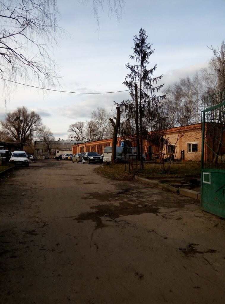 Otomobil servisi Sto na Bavarii, Harkiv, foto