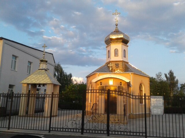 Ortodoks kiliseleri Полковий Свято-Миколаївський храм, Novomoskovsk, foto