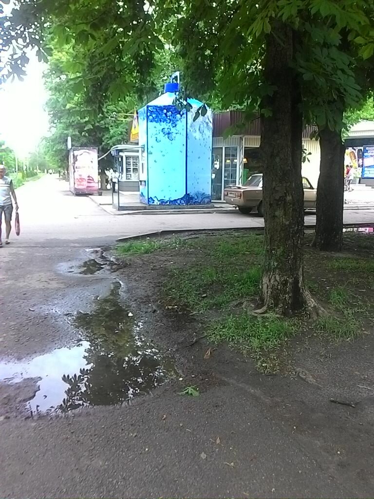 Su satışı Dostavka vody, Harkiv, foto