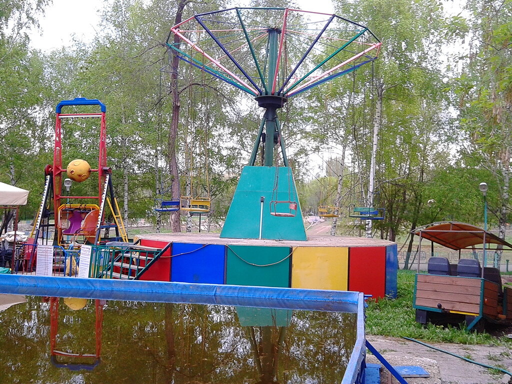 Atraksiyon Park attraktsionov, Samara, foto