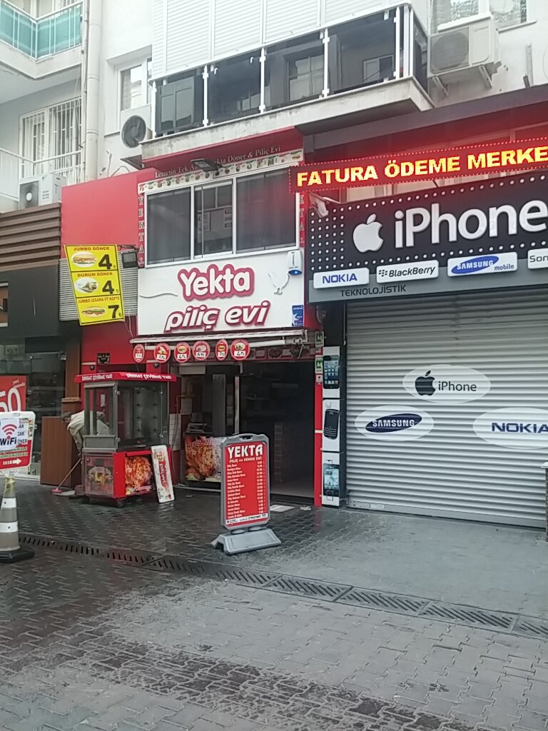 Fast food Yekta Piliç Evi, İzmir, foto