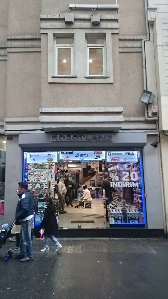 Ayakkabı firmaları Sportland Spor Giyim, İstanbul, foto