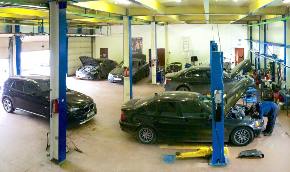 Otomobil servisi Gr-centr, BMW motor service, Moskova, foto