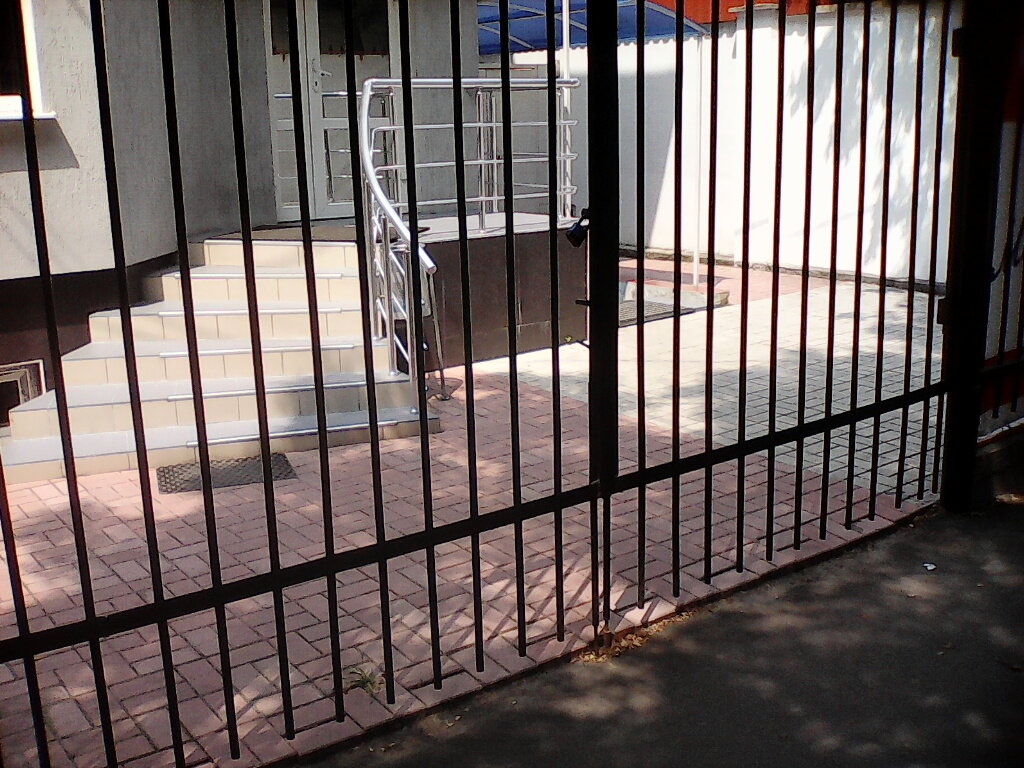 Tıp merkezleri ve klinikler Oksford Medikal, Simferopol (Akmescit), foto