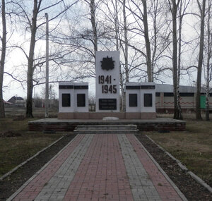 Воинам Великой Отечественной войны 1941-1945 гг. (Tambov Region, Uvarovskiy munitsipalny okrug, posyolok Luch), anıt, heykel  Tambovskaya oblastından
