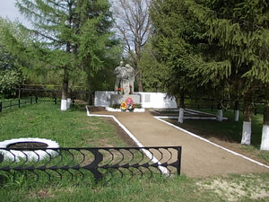 Солдатам (Sadovaya ulitsa No:16А, selo Russkaya Payovka), anıt, heykel  Mordovya'dan