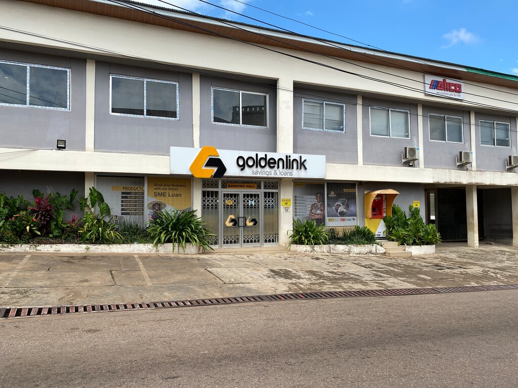 Banka Golden Link Savings and Loans Company, Adum, Kumasi, foto