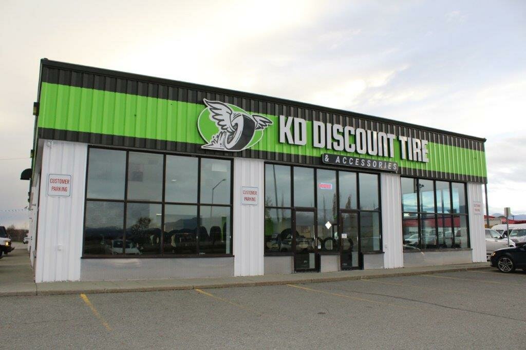 Jant ve lastikçiler Kd Discount Tire, Anchorage, foto