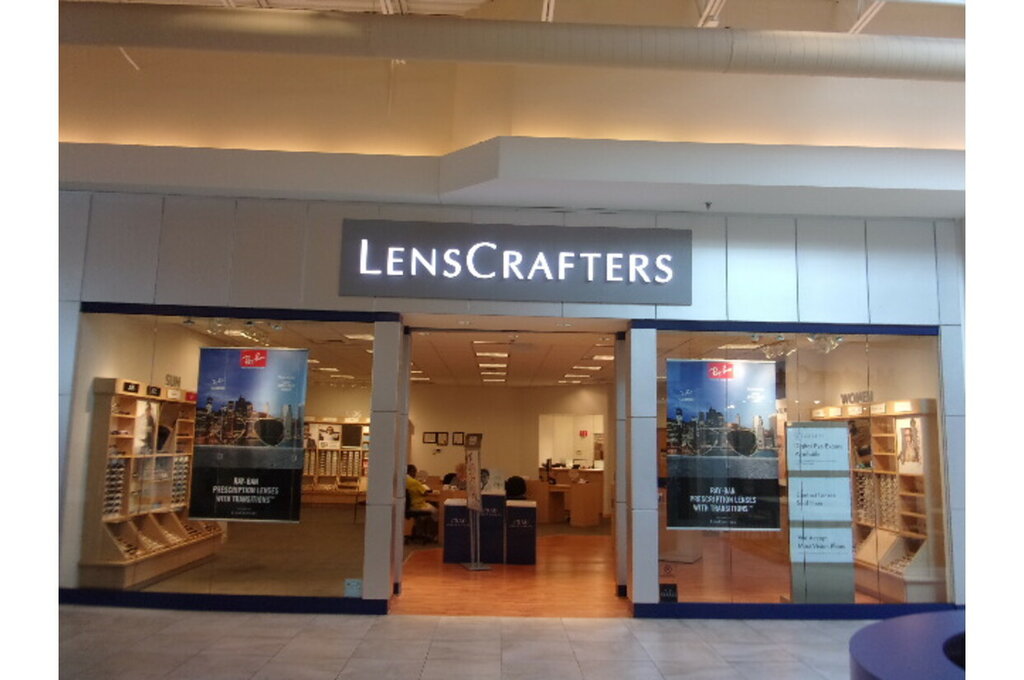 Giyim mağazası LensCrafters, Kentucky, foto