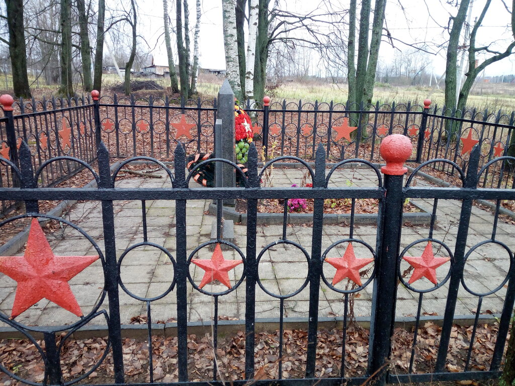 Anıt, heykel Воинское захоронение № 8-1, Moskova ve Moskovskaya oblastı, foto