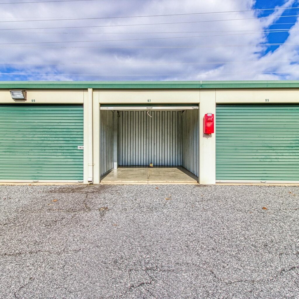 Depo hizmetleri Storage Sense, Kuzey Carolina Eyaleti, foto