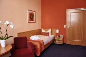 Dappers Hotel SPA Genuss (Menzelstraße No:21, Bad Kissingen), otel  Bad Kissingen'dan