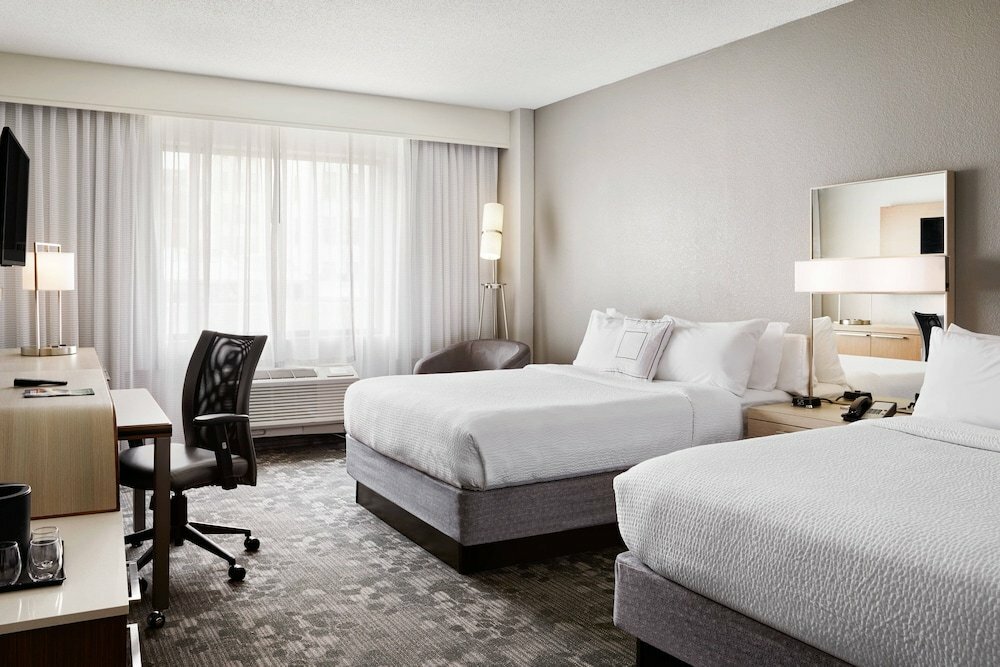 Otel Courtyard by Marriott Milwaukee Downtown, Milwaukee, foto