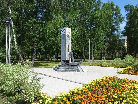 Anıt, heykel Воинам-морякам, Novosibirsk, foto