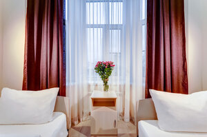 Democrat (Nevskiy Avenue No:95, Saint Petersburg), otel  Saint‑Petersburg'dan