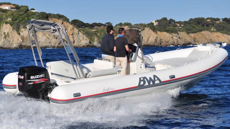 Plaj Noleggi Bike Express S. R. L. Cala di Volpe Yacht Agency, Sardunya, foto