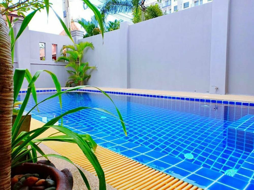 Otel Baan Thapraya Pool Villa by Pinky, Pattaya, foto