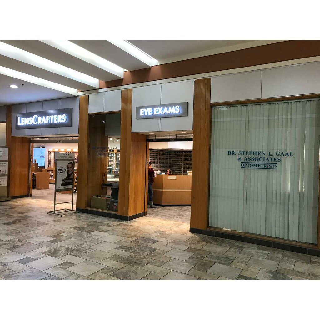 Giyim mağazası LensCrafters, Charlston, foto