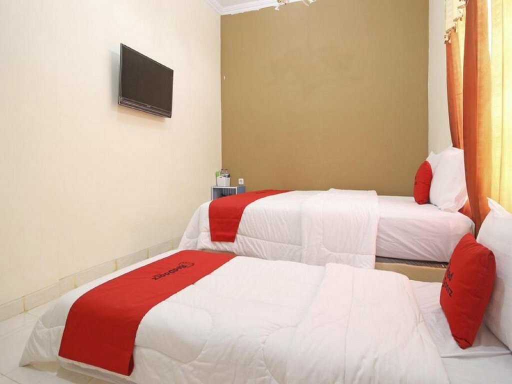 Otel RedDoorz @ Palagan 3, Dünya, foto