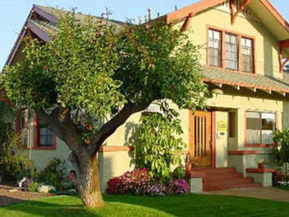 Otel Beachrunners Inn, Long Beach, foto