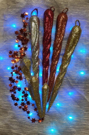 Yapay çam ağaçları ve süsleri DECORym, Moskova, foto