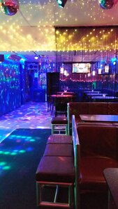 Омега (buĺvar Azmicielia No:10), bar  Novolukoml'dan