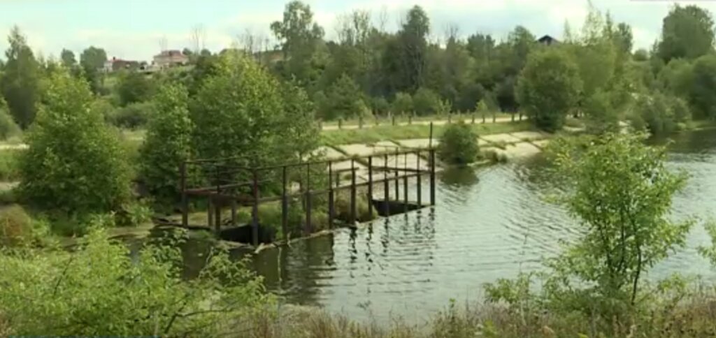 Mühendislik altyapısı Водослив плотины, İvanovskaya oblastı, foto