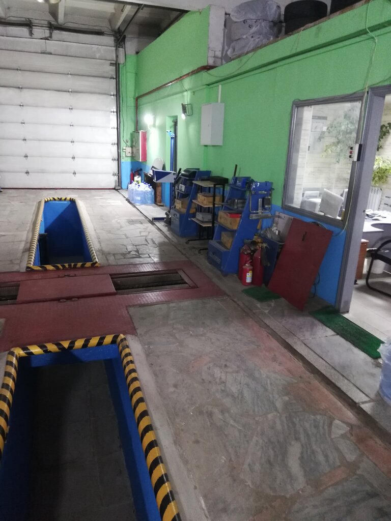 Araç muayene istasyonları Пункт техосмотра, Habarovsk, foto