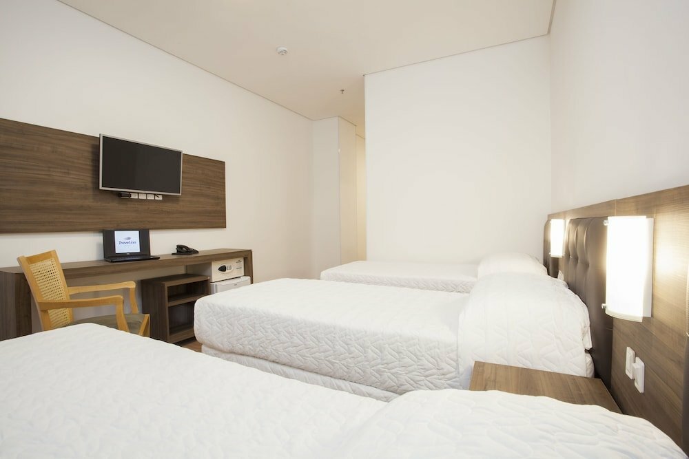 Otel Travel Inn Express Hotels Brás, São Paulo, foto