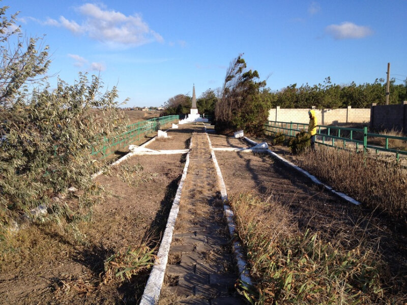 Anıt, heykel Воинам, павшим в годы Великой Отечественной войны 1941-1945 годов, Kırım Cumhuriyeti, foto